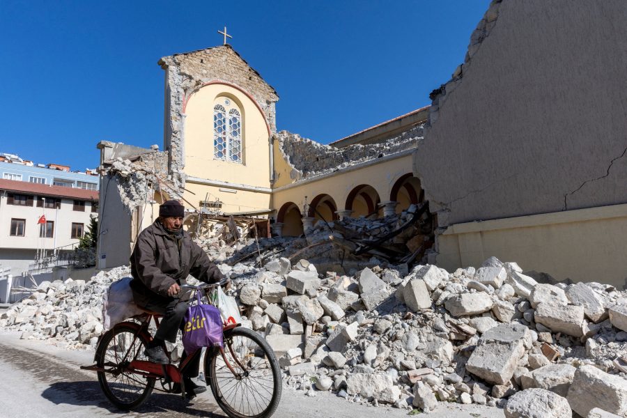 Türkiye Issues Earthquake Rebuilding Rules After Millions Left Homeless